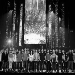 Hillsong Worship feat. Aodhan King lyrics | Musixmatch