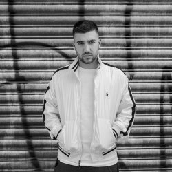 Paroles de Mert | Musixmatch